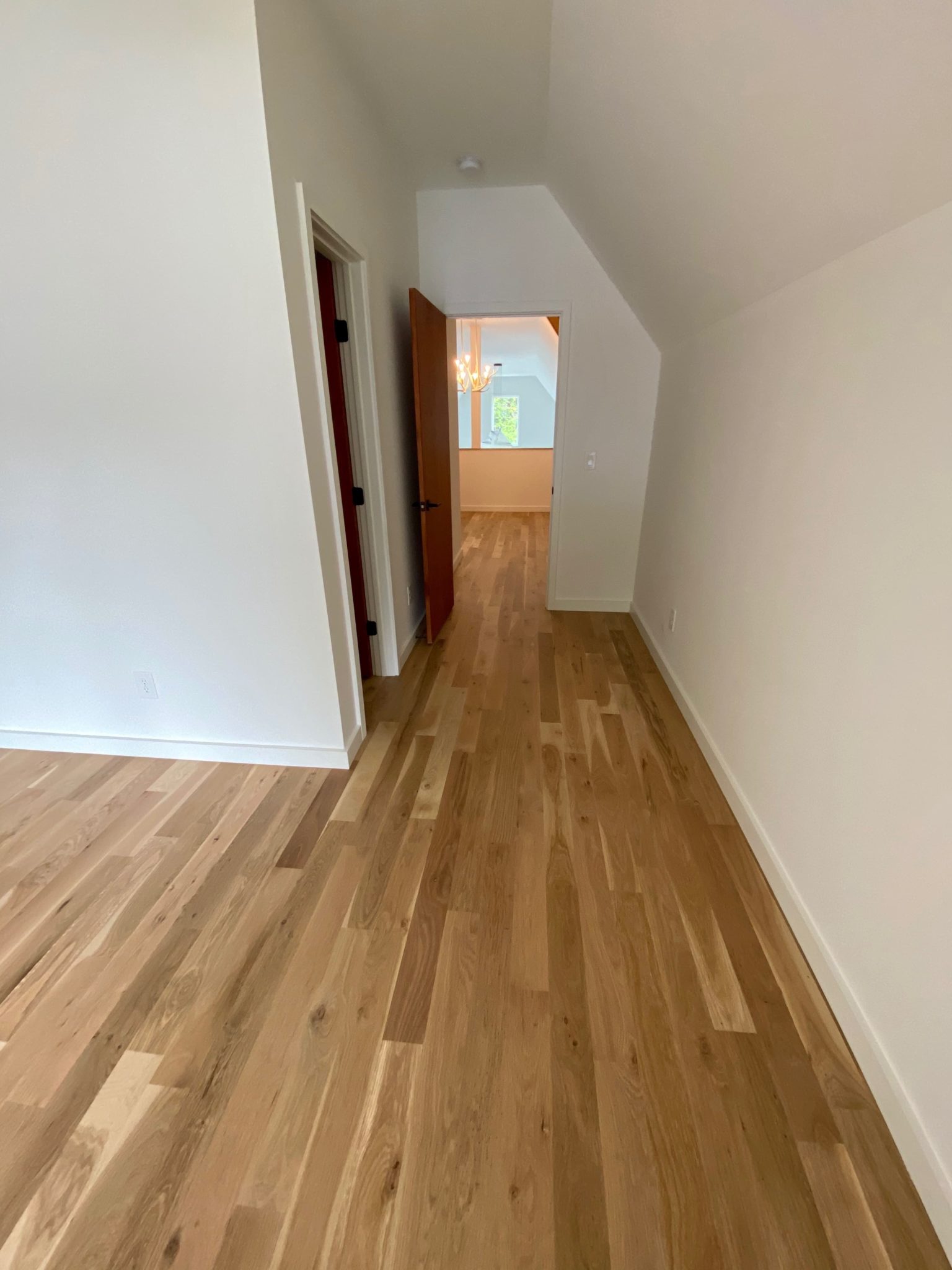 New White Oak Flooring with Loba Invisible Finish - Southend Reclaimed