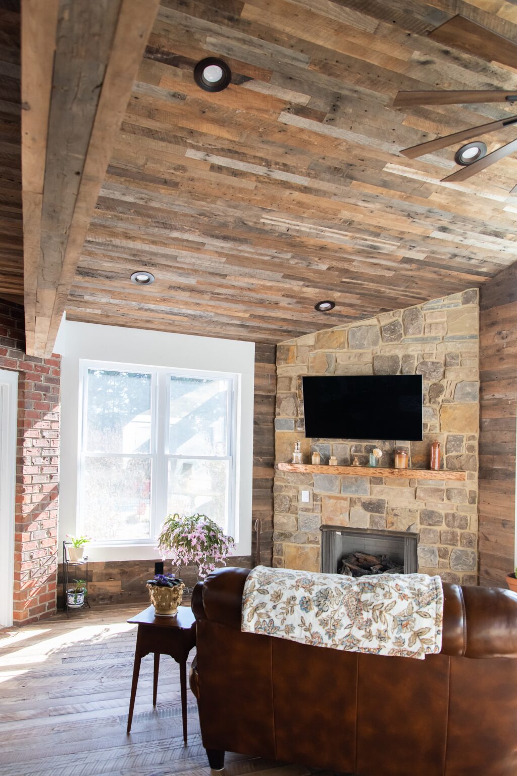 Original Face Skip Planed Reclaimed Oak Flooring, Reclaimed Naily ...