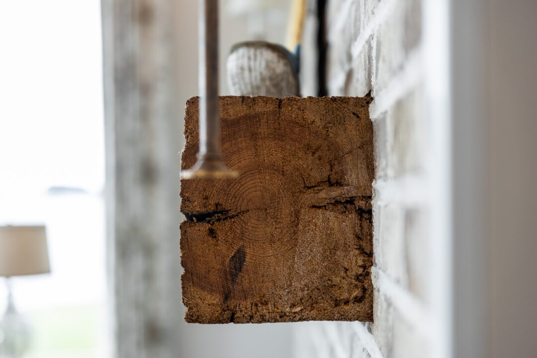 Reclaimed Solid Mantel - Southend Reclaimed