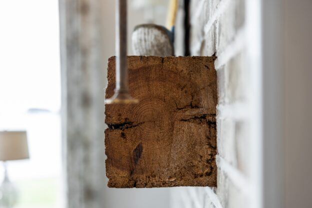 Reclaimed Solid Mantel - Southend Reclaimed