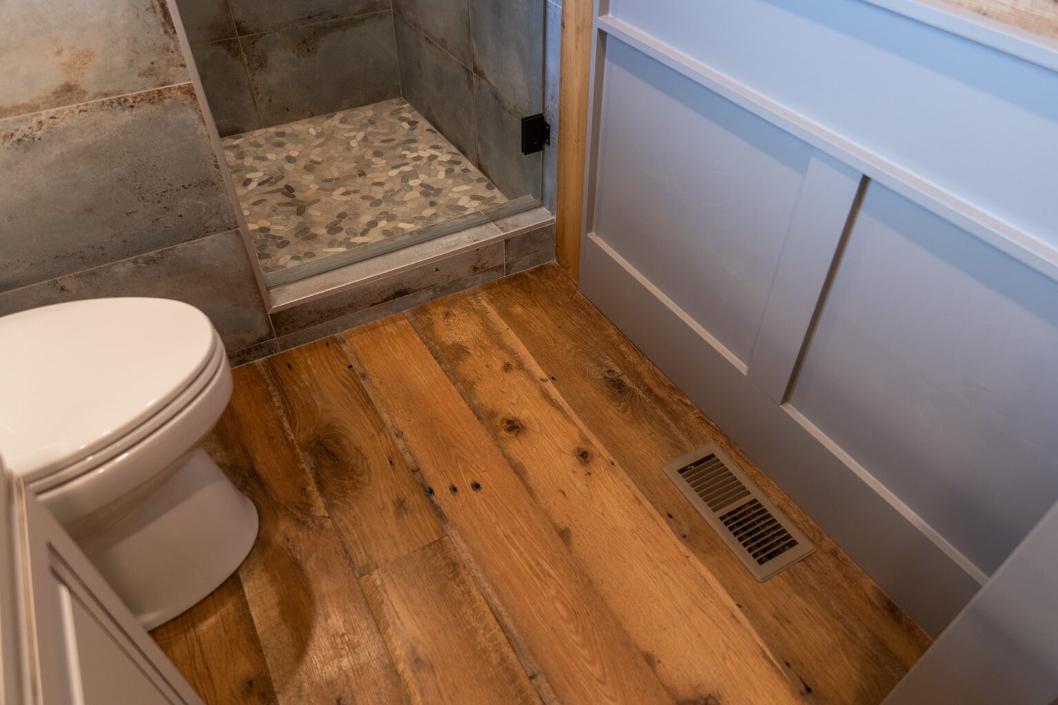 Original Face Reclaimed Oak Skip Planed Flooring - Southend Reclaimed